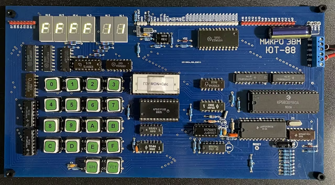 Rivivi l’era degli anni ’80: costruisci un computer retrò UT-88 con Arduino Mega 2560 e Z80 ...